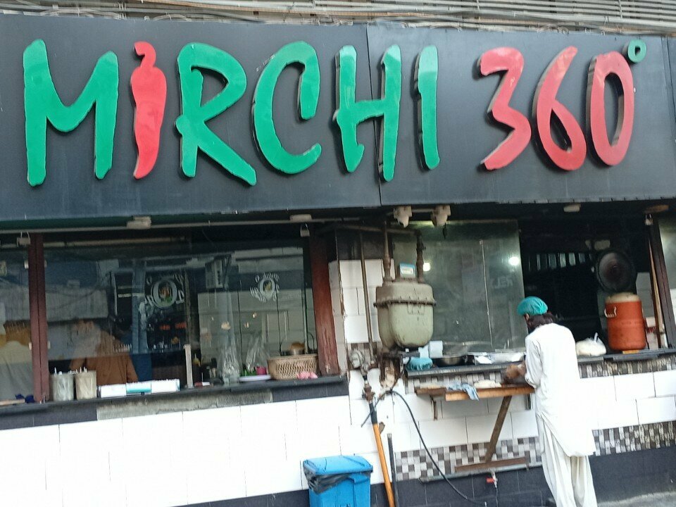 Kafe Mirchi 360, Karaçi, foto
