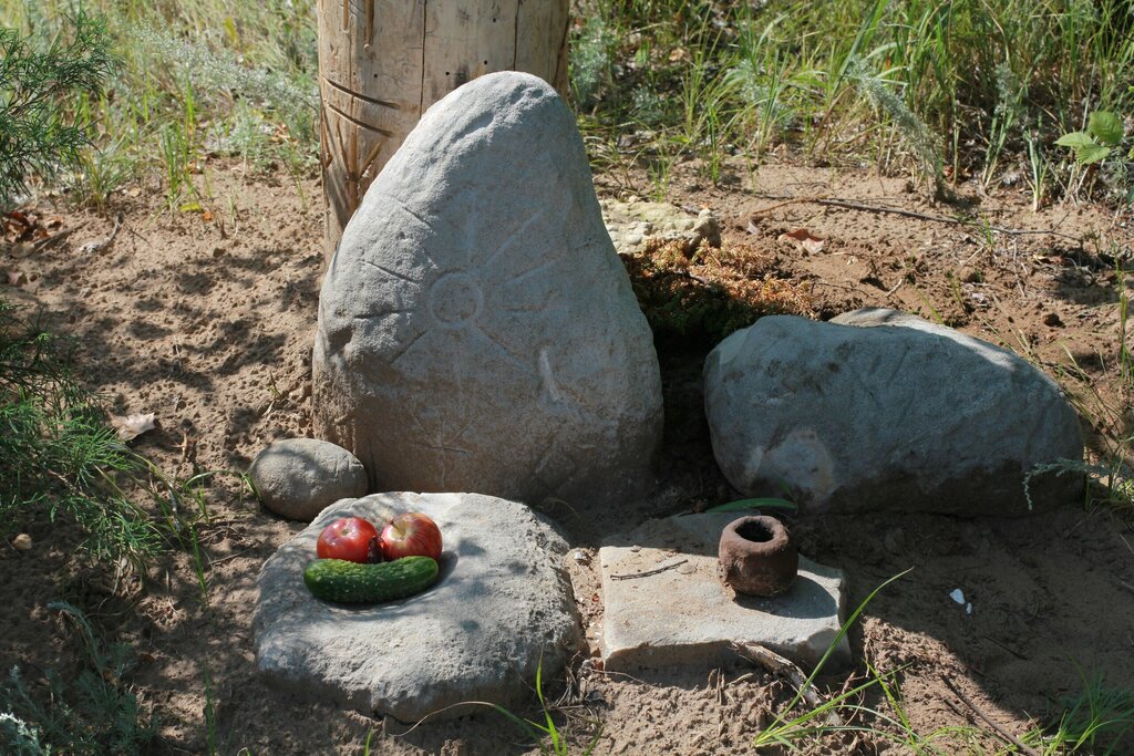 Turistik yerler Славянский идол Стрибог, Samara, foto