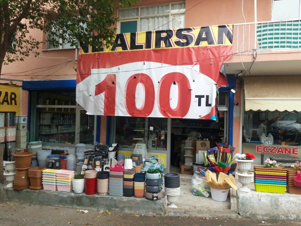 Ucuzluk mağazası Mini Pazar, İzmir, foto
