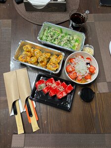 Sushi Nostra (Krasnoarmeyskaya ulitsa No:1), kafe  Krymsk'ten