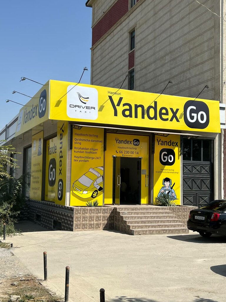 Taksi Driver Yandex Taxi, Cizzak, foto