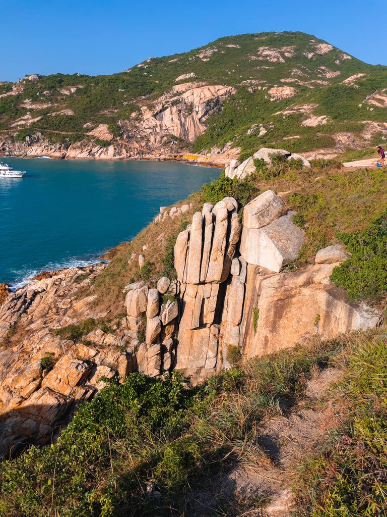 Turistik yerler Rock Carvings on Po Toi, Hong Kong, foto