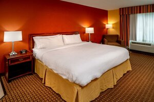 Holiday Inn Express Hotel & Suites Hazard (Kentucky, Perry County), otel  Kentucky'den