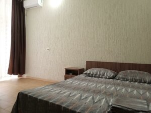 Antares (No:84, ОСК Союз-2004), otel  Kırım Cumhuriyeti'nden