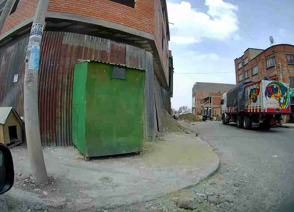 Geçiş noktaları, güvenlik kontrol alanı Security Post, El Alto, foto