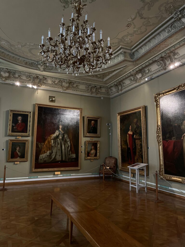 Müzeler ve sanat galerileri Краснодарский краевой художественный музей имени Ф.А. Коваленко, Krasnodar, foto