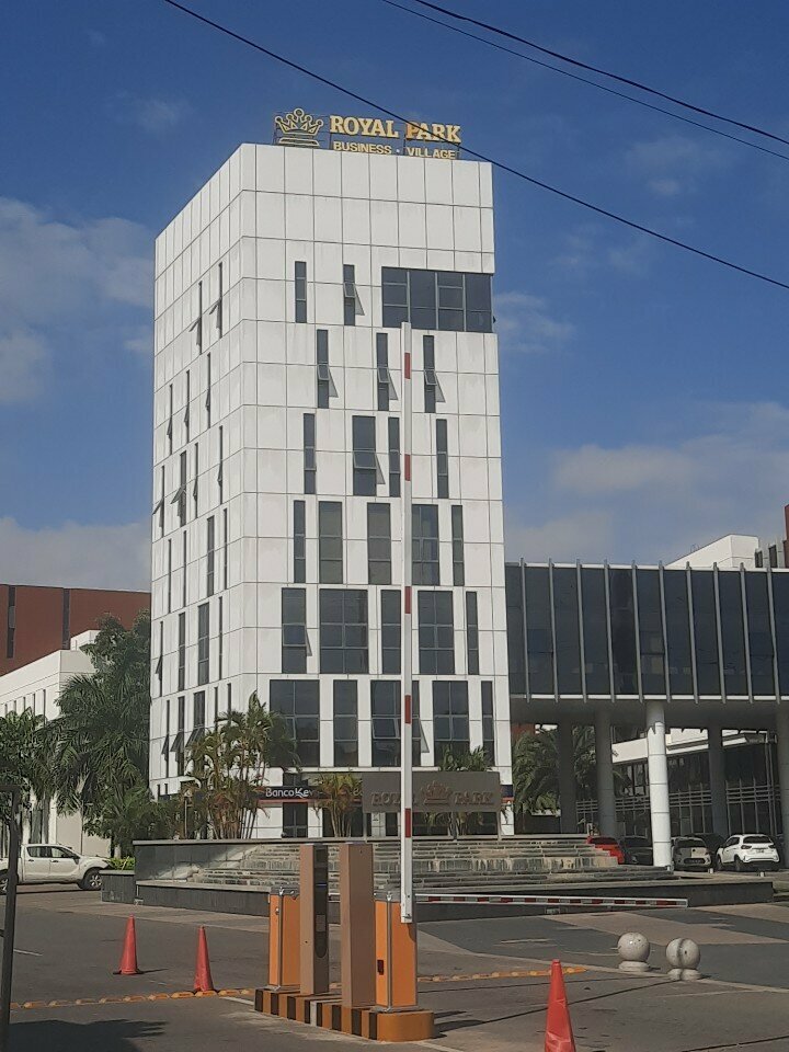 Banka Agência Royal Park Banco Keve, Loanda, foto