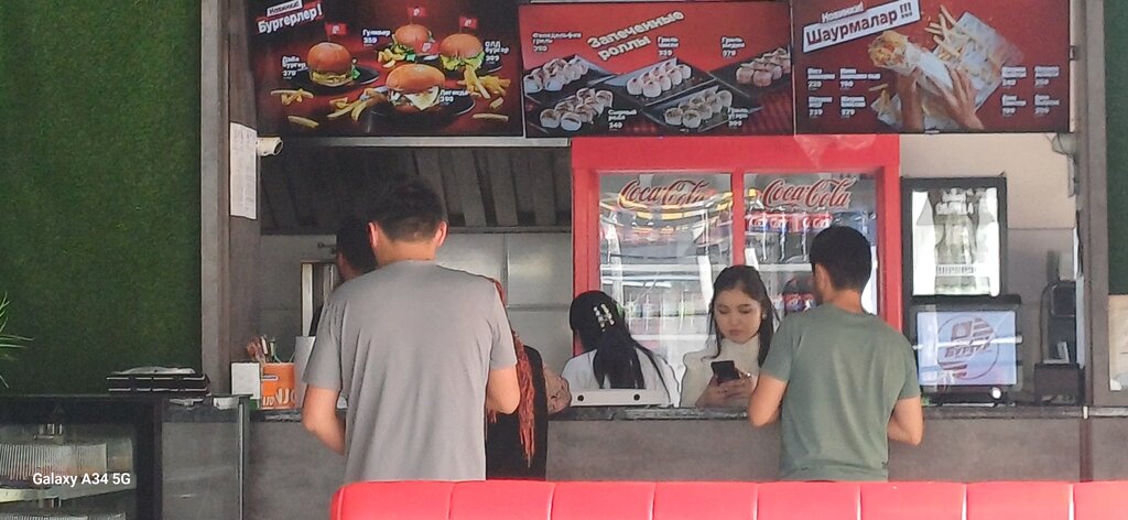 Fast food МангалБургер, Osh, foto