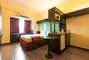 Microtel by Wyndham Batangas (Asian Route AH26), otel