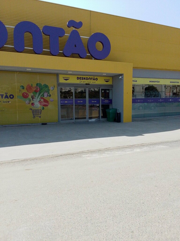 Süpermarket Descontão, Loanda, foto