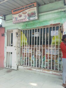Hamburguaria (Luanda Province, Municipality of Luanda, Coreia), fast food  Loanda'dan