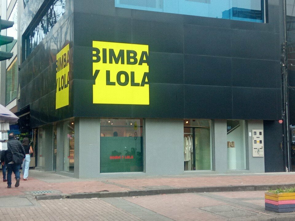 Giyim mağazası Bimba Y Lola, Bogota, foto