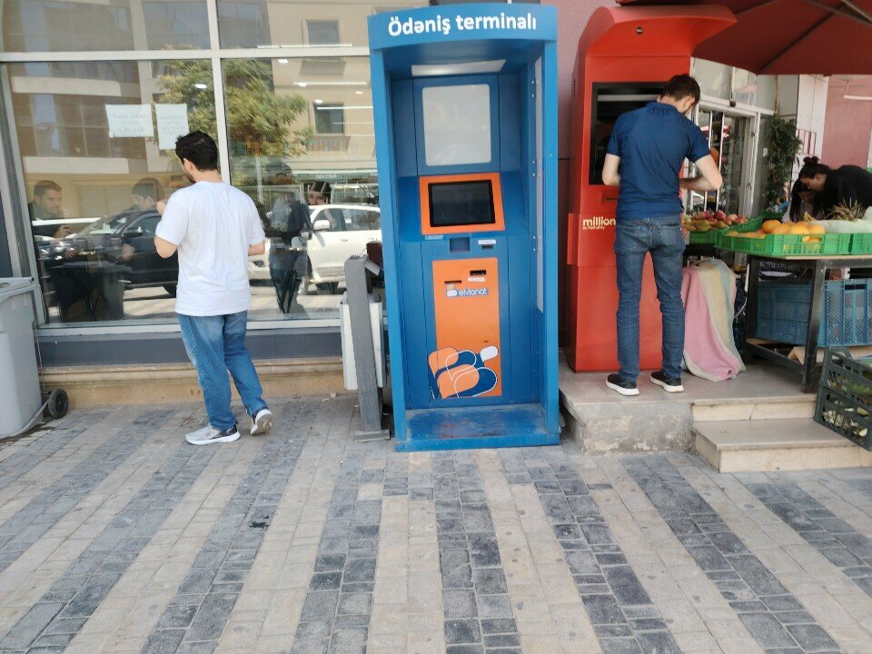Ödeme terminali EManat, Bakü, foto