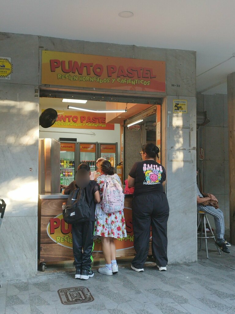 Fast food Punto Pastel, Medellin, foto