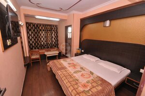 Hotel Sidharth Regency (State of Himachal Pradesh, Shimla, Lower Bazar), otel  Shimla'dan
