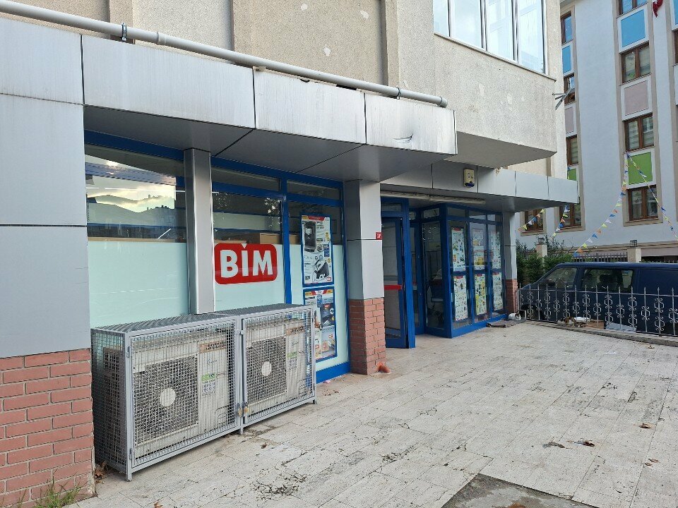 Süpermarket Bim, İstanbul, foto