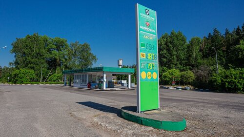 Benzin istasyonu Belorusneft, Vitebskaya oblastı, foto