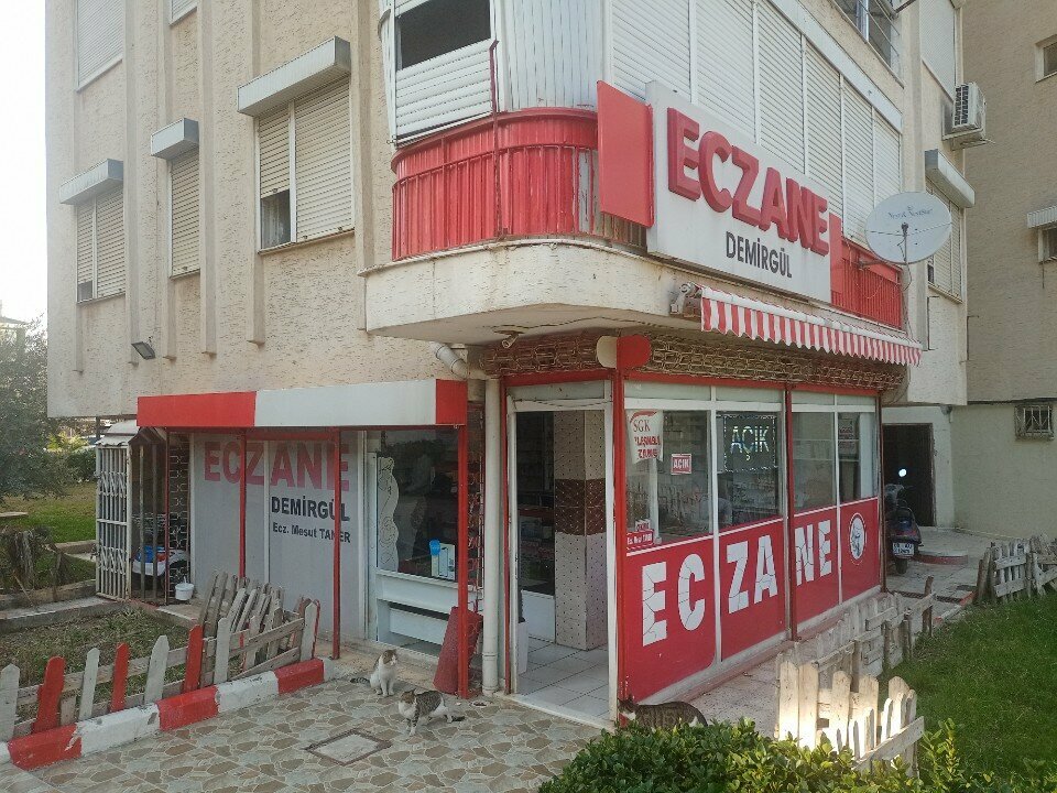 Eczaneler Demirgül Eczanesi, Antalya, foto