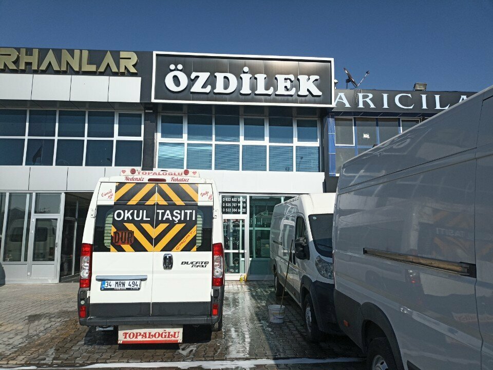 Otomobil satış galerileri Özdilek Otomotiv, Konya, foto