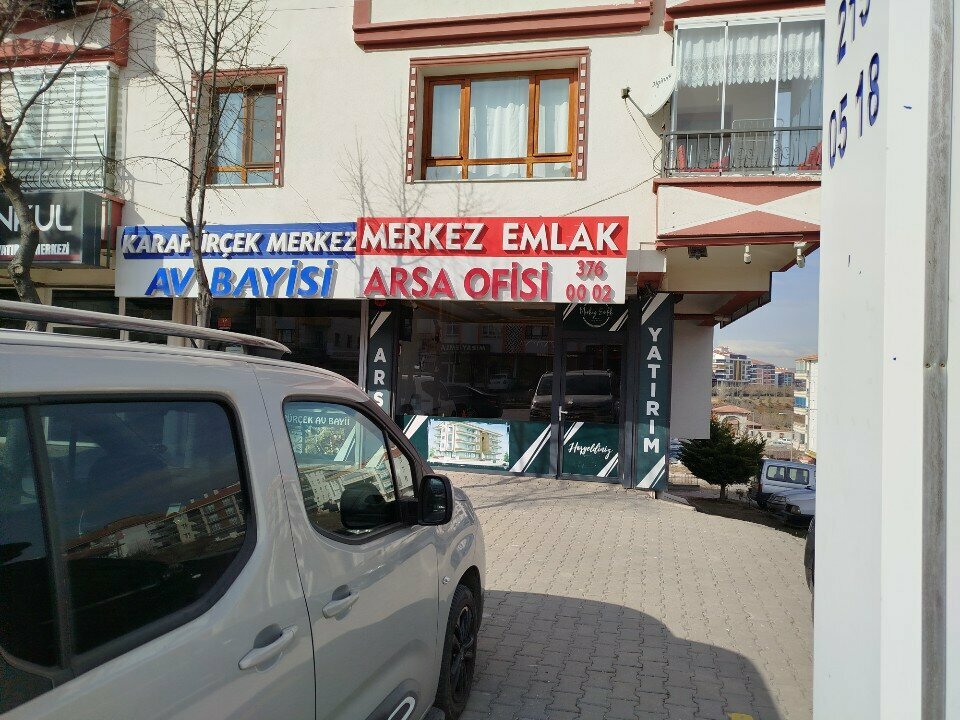 Emlak ofisi Merkez Emlak, Ankara, foto