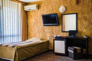 Amaris (Burgas Region, Nesebar, Resort of Slanchev Bryag, Pyascite District), otel  Güneş Sahili Tatil Tesisleri'nden