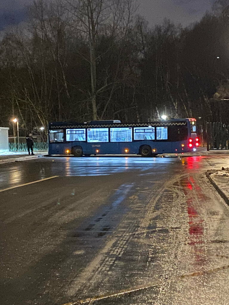 Toplu taşıma durağı Gurevsky proezd, Moskova, foto