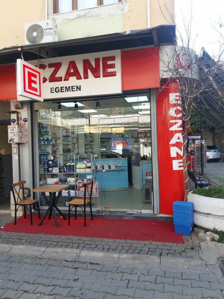 Eczaneler Özlem Eczanesi, İzmir, foto