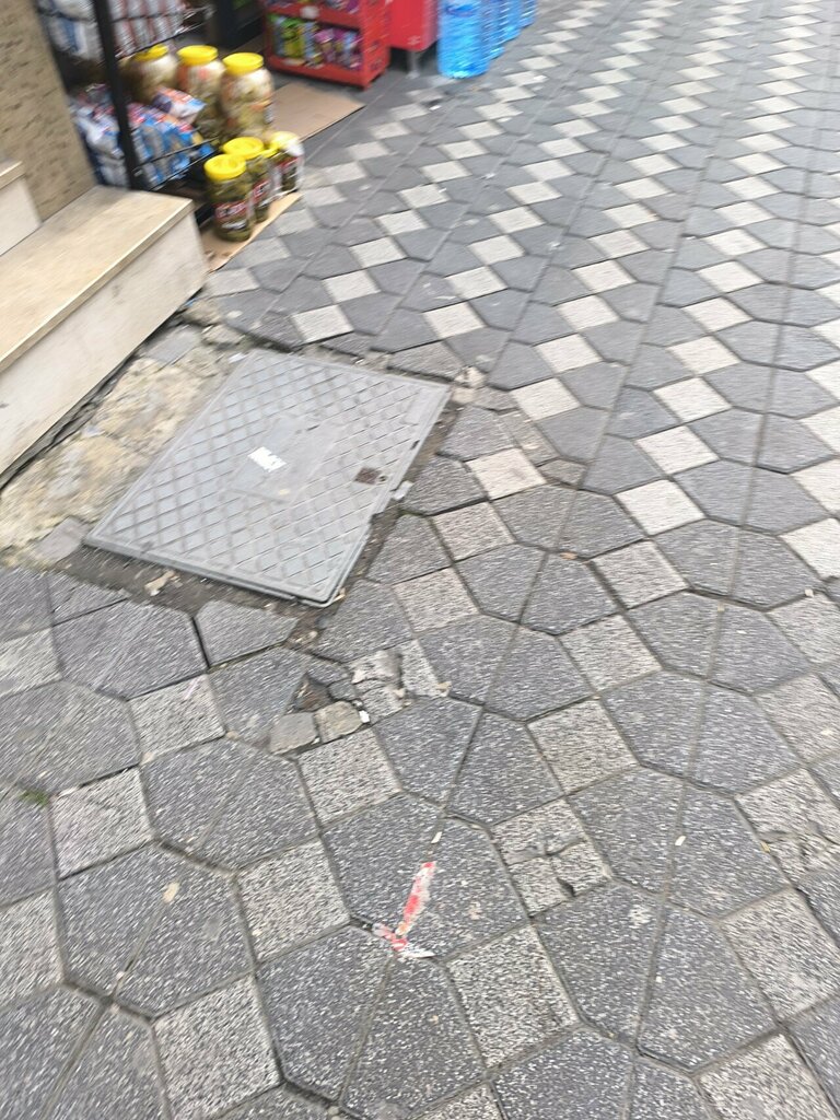 Ekmek fırını Karadeniz Market ihe, İstanbul, foto