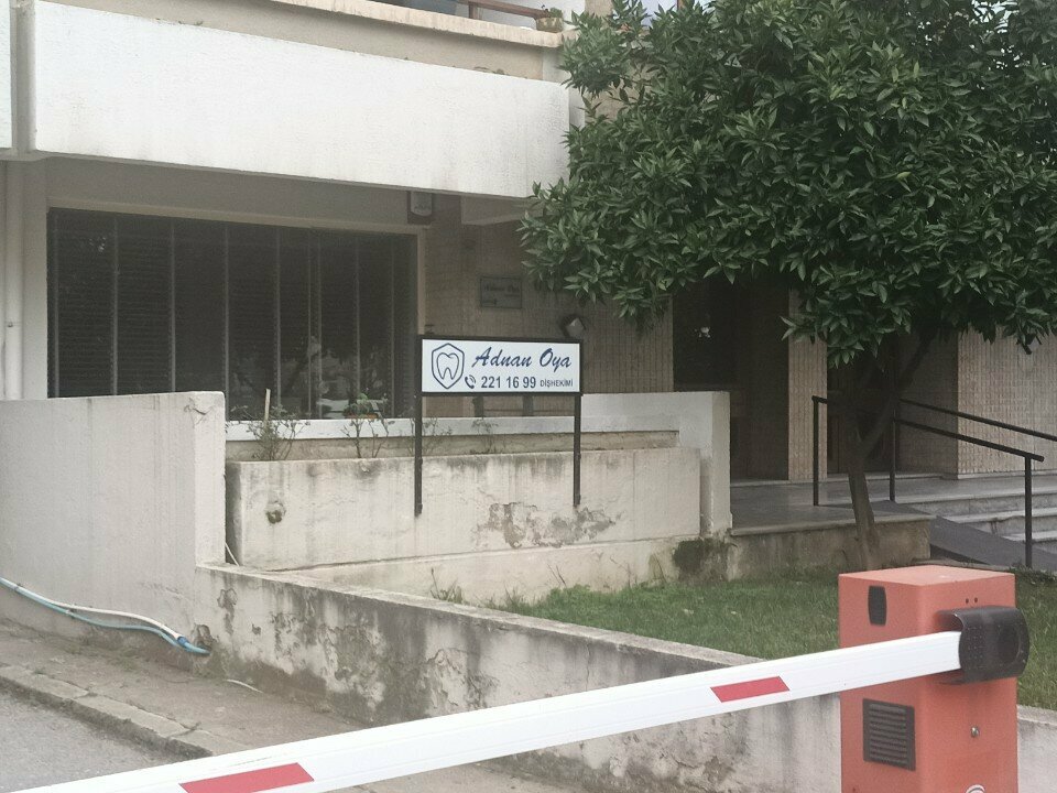 Özel ağız ve diş sağlığı klinikleri ve muayenehaneleri Diş Hekimi Adnan Oya, Bursa, foto