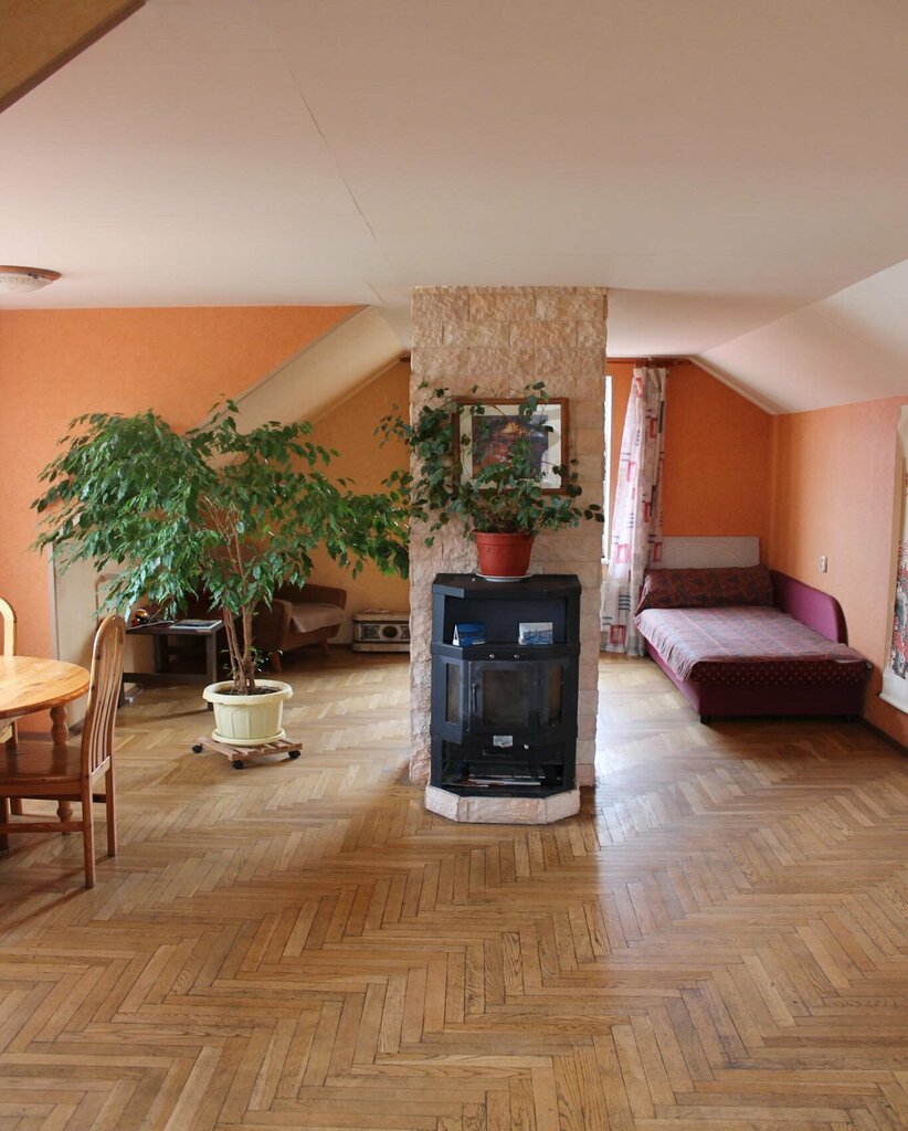 Otel Гостевой Дом Коттедж Рядом с Метро Рыбакое, Saint‑Petersburg, foto