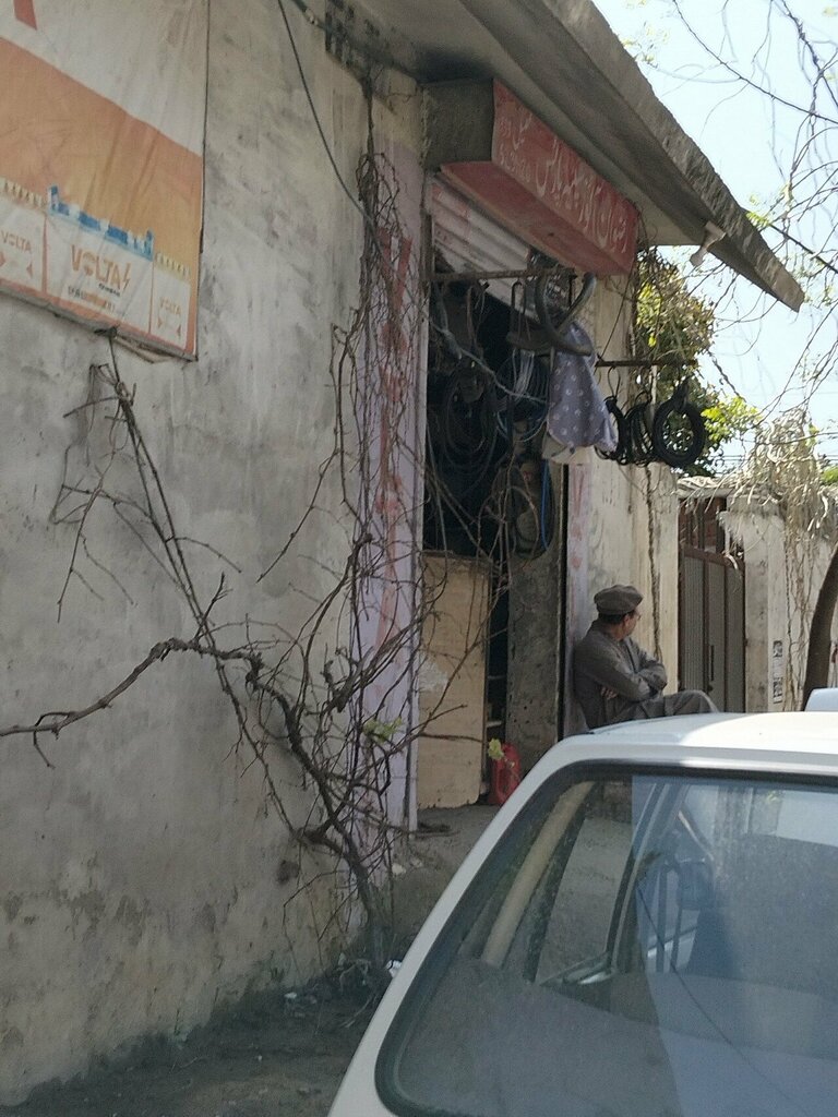 Otomobil yedek parçaları Rizwan Auto Spair Parts, Rawalpindi, foto