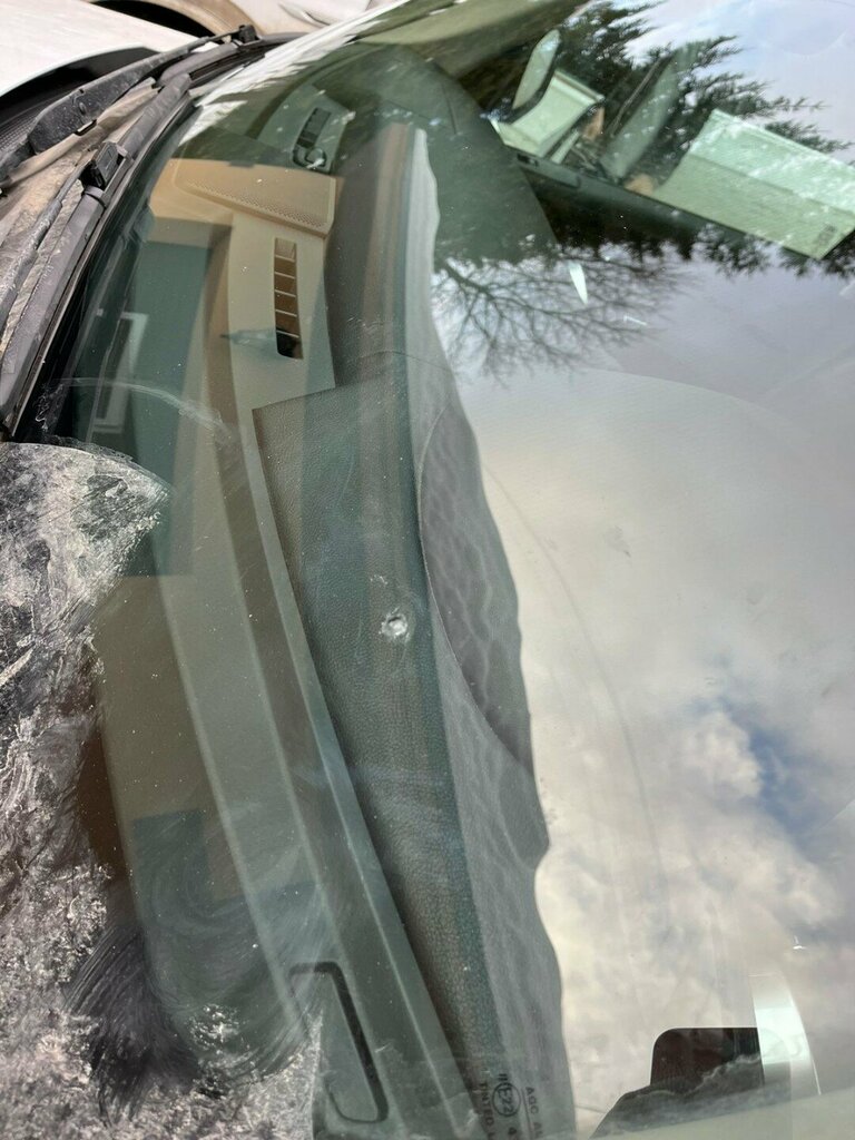 Otomobil camları S. T.net, Lobnia, foto