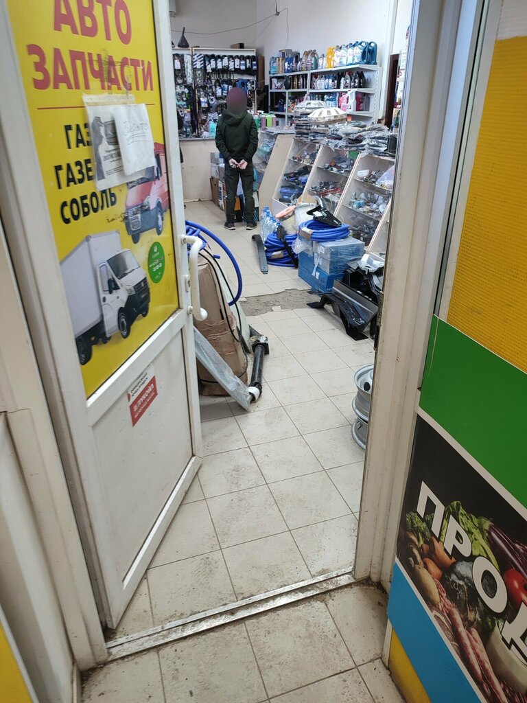 Otomobil yedek parçaları Газелист, Perm, foto