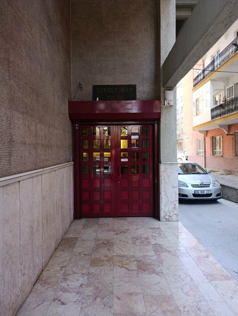 Avukatlar Avukat Nur Akkoç, Ankara, foto