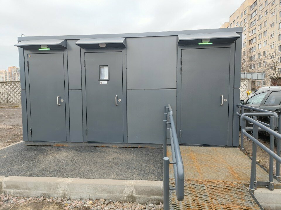 Tuvalet Туалет, Saint‑Petersburg, foto