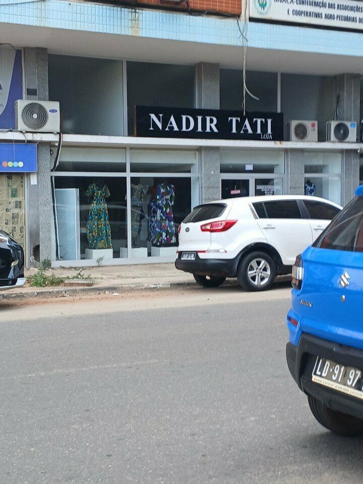 Dış giyim mağazası Nadir Tati, Loanda, foto