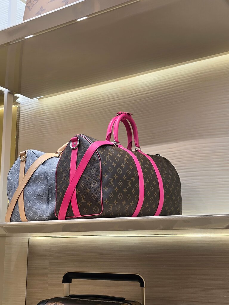 Giyim mağazası Louis Vuitton, Abu Dabi, foto