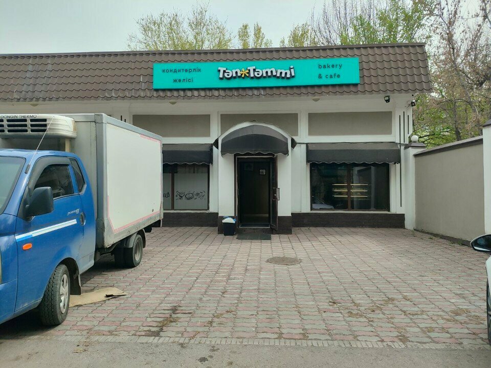 Pasta, şekerleme ve tatlı Tap-Tatti, Almatı, foto