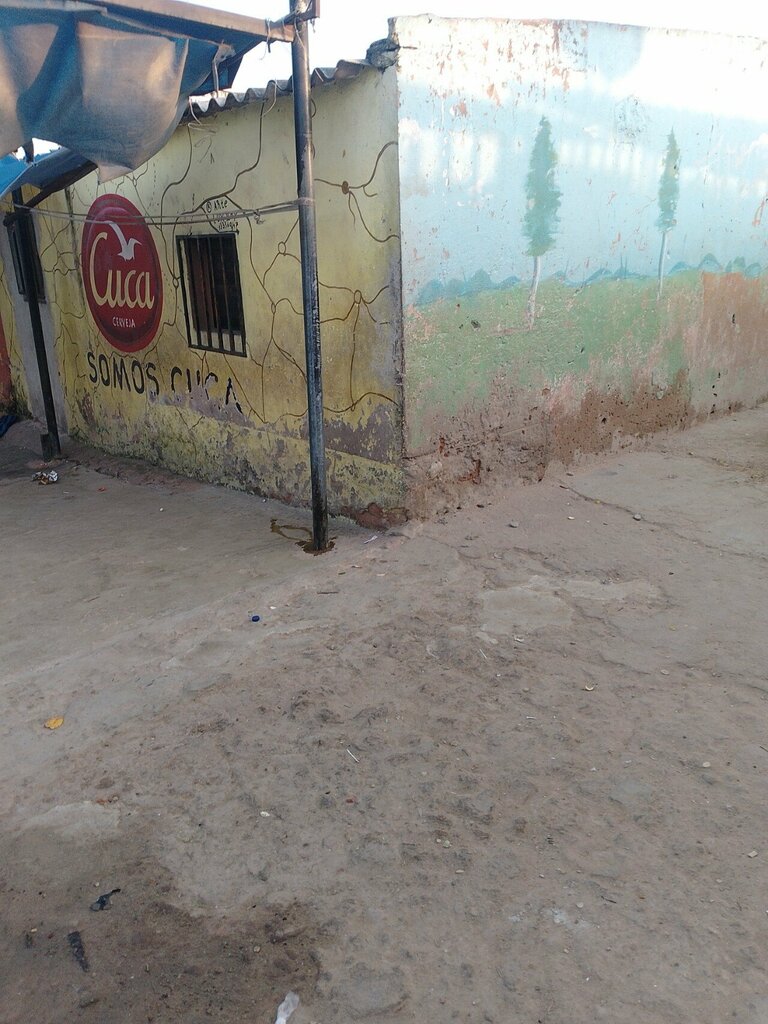 Bar Cuca, Loanda, foto