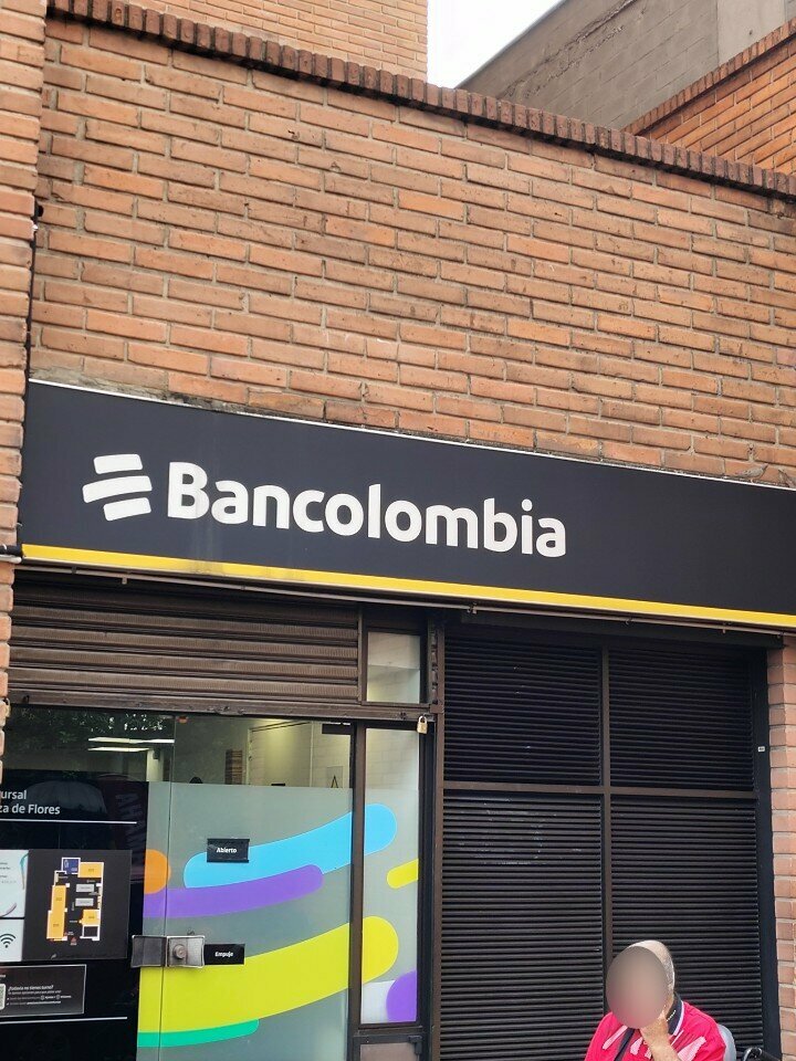 ATM'ler Branch Bancolombia, Medellin, foto