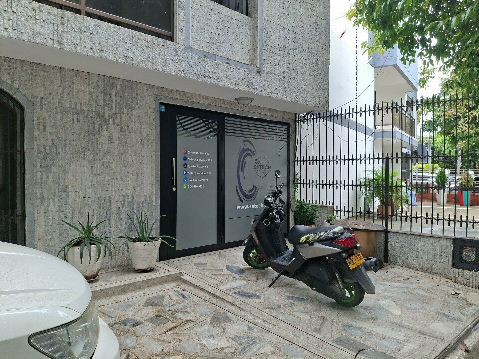 Proje enstitüleri, kurumları Satech, Cali, foto