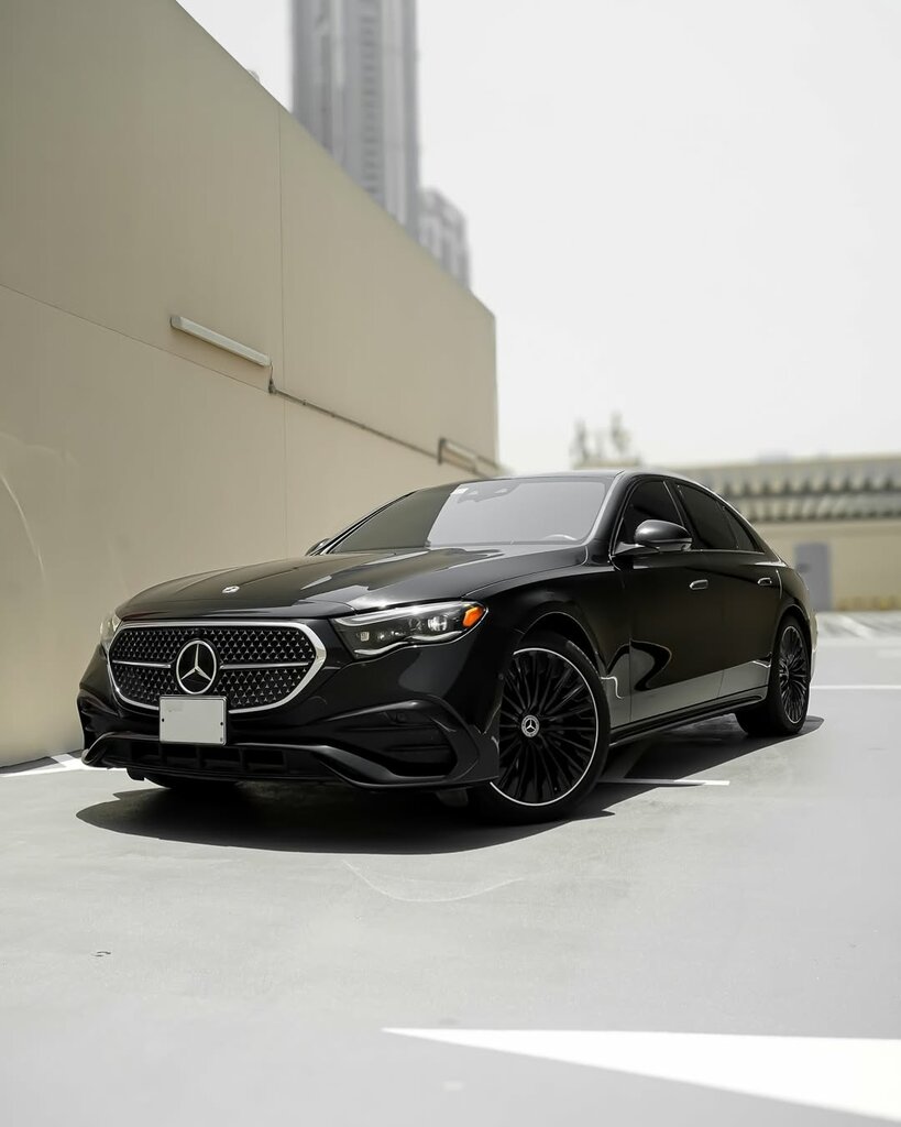 Oto kiralama Auto Assist Car Rental and Limousine, Dubai, foto