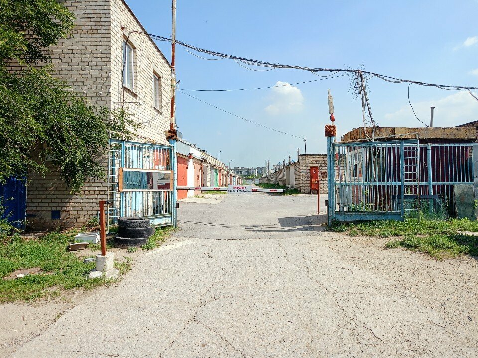 Garajlar Контакт, Lipetsk, foto