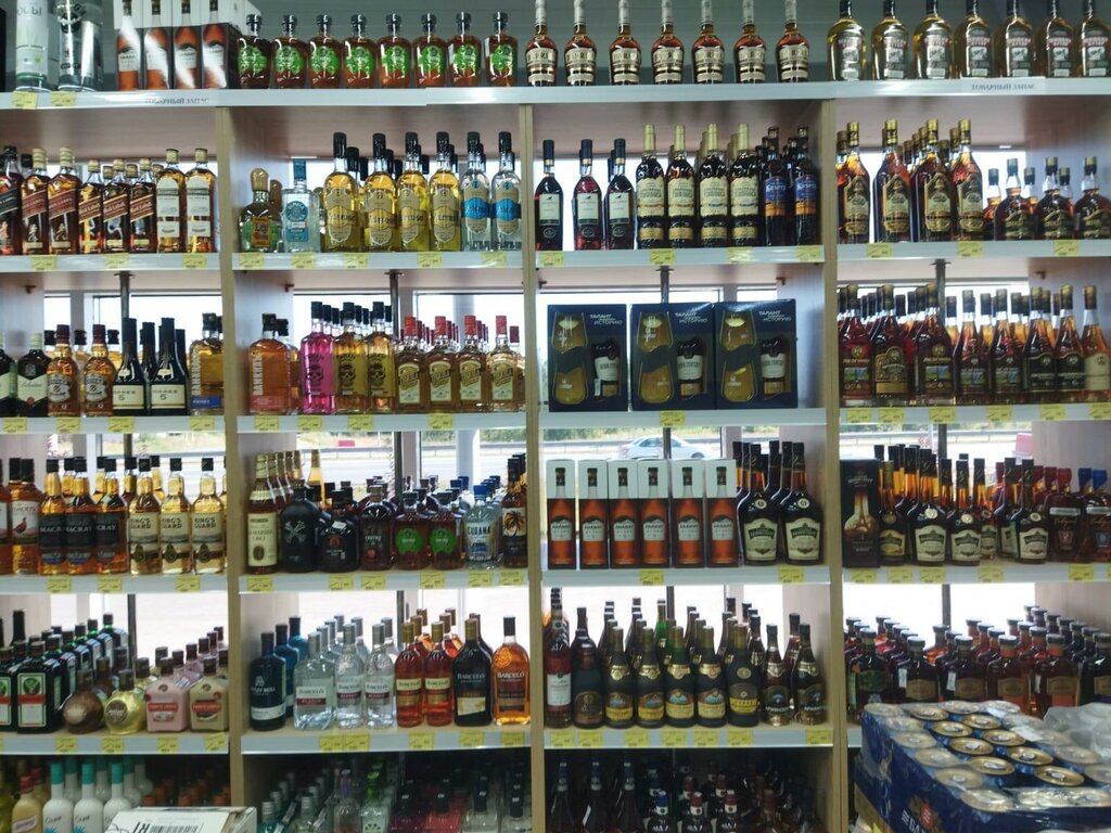 Alkollü içecekler Metropol, Tataristan, foto
