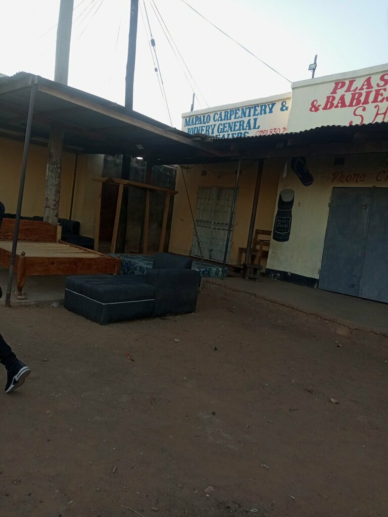 Kerestecilik Mapalo carpentry and joinery general dealers, Lusaka, foto