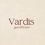 Vardis Guesthous (Rustaveli Street No:25), konuk evi  Gümrü'den