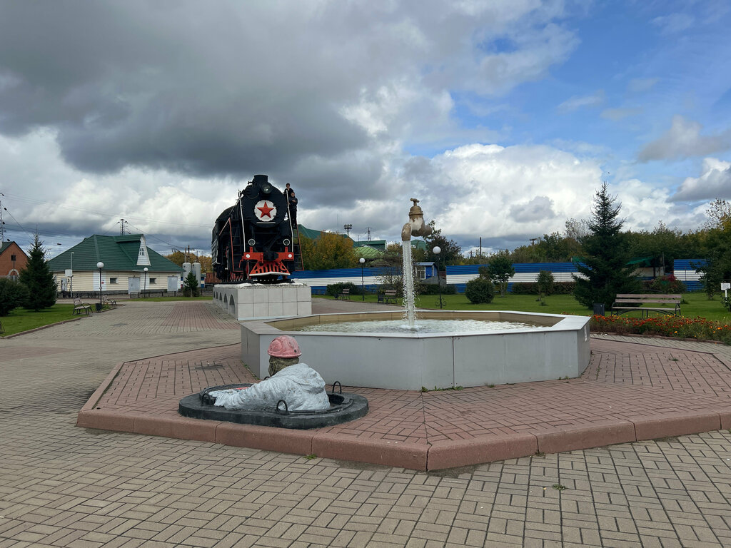 Teknoloji anıtı Паровоз Л-3142, Mariinsk, foto