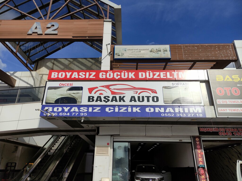 Otomobil servisi Boyasız Göçük Onarım, İstanbul, foto