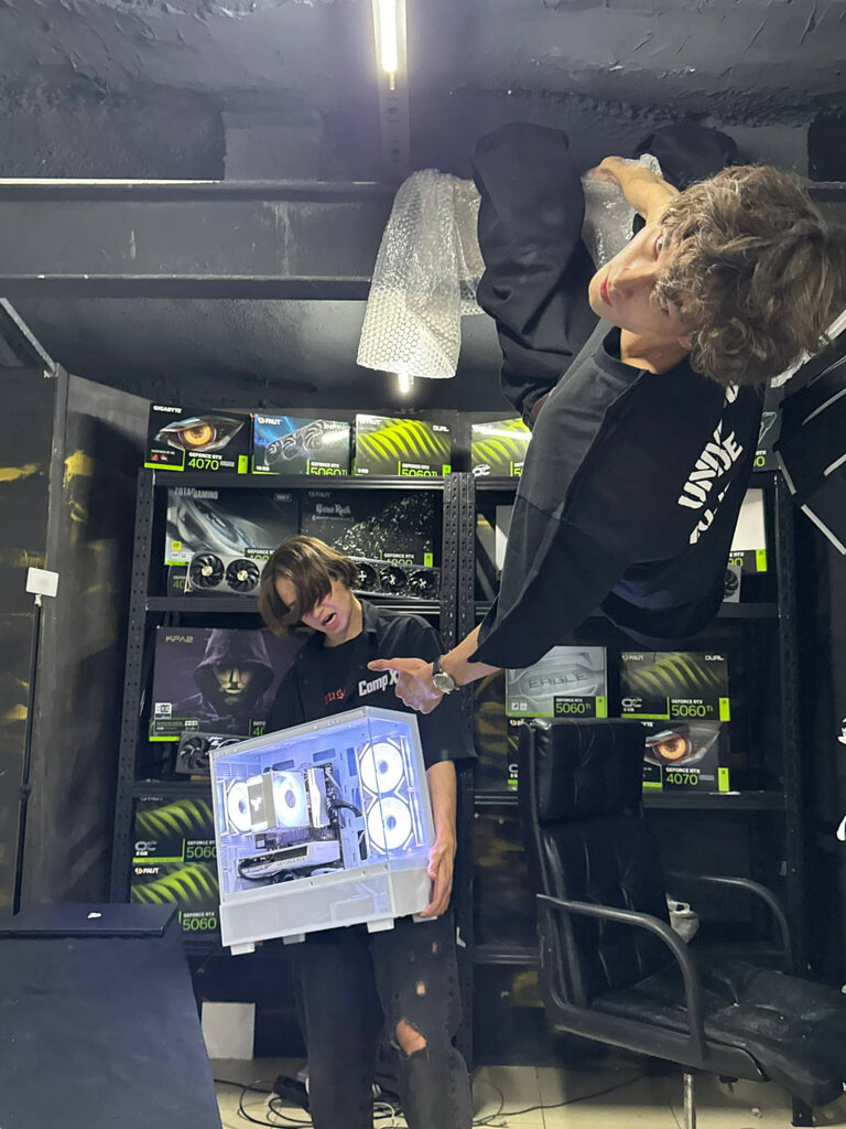 Bilgisayar mağazaları CompX Store, Moskova, foto