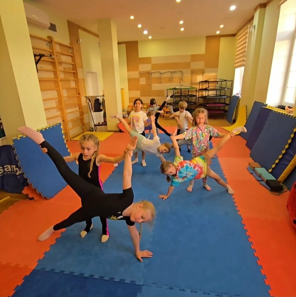 Spor kulüpleri Акробатика детская, Moskova ve Moskovskaya oblastı, foto